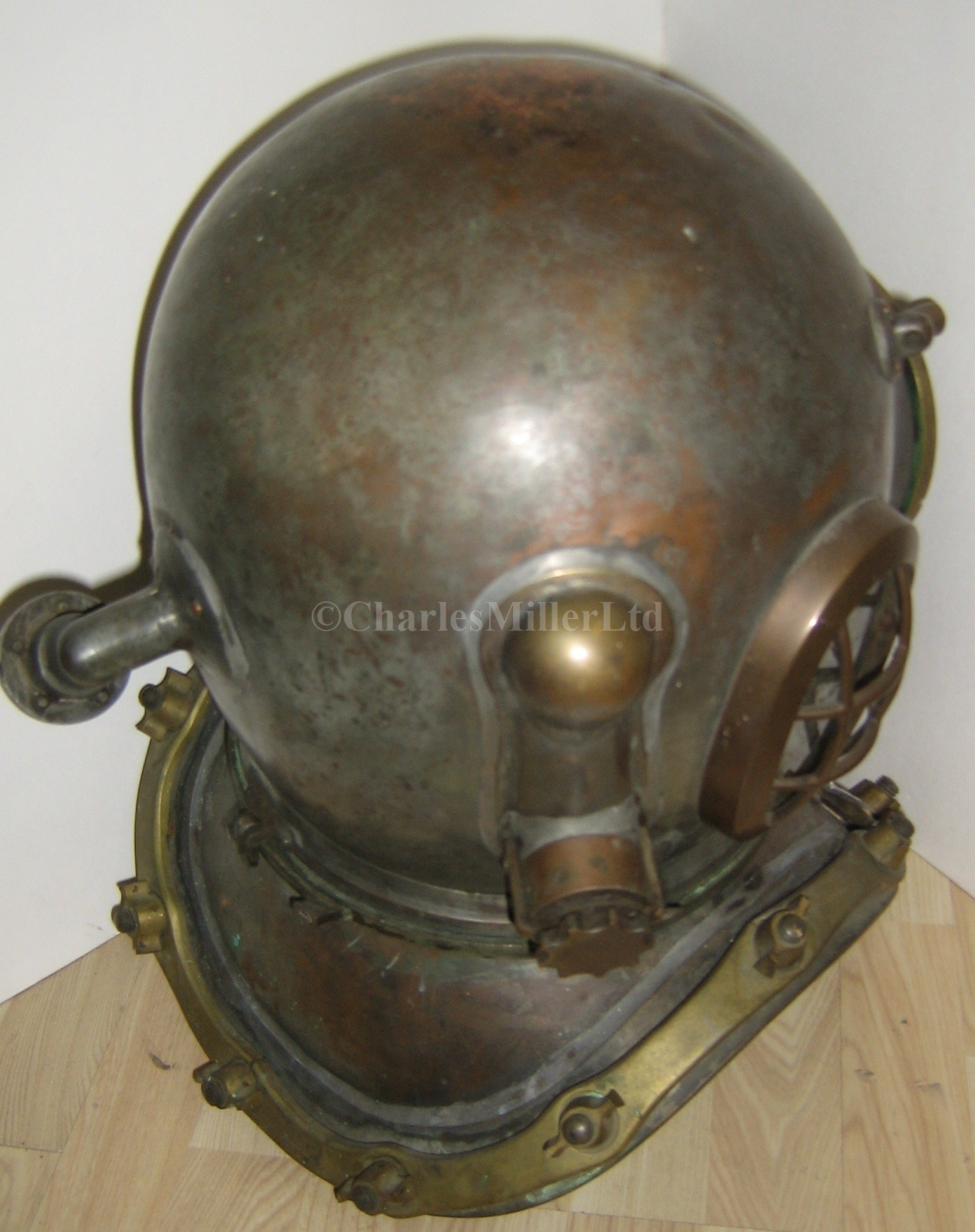 Lot 216 - A 6-BOLT COPPER AND BRASS ADMIRALTY PATTERN..