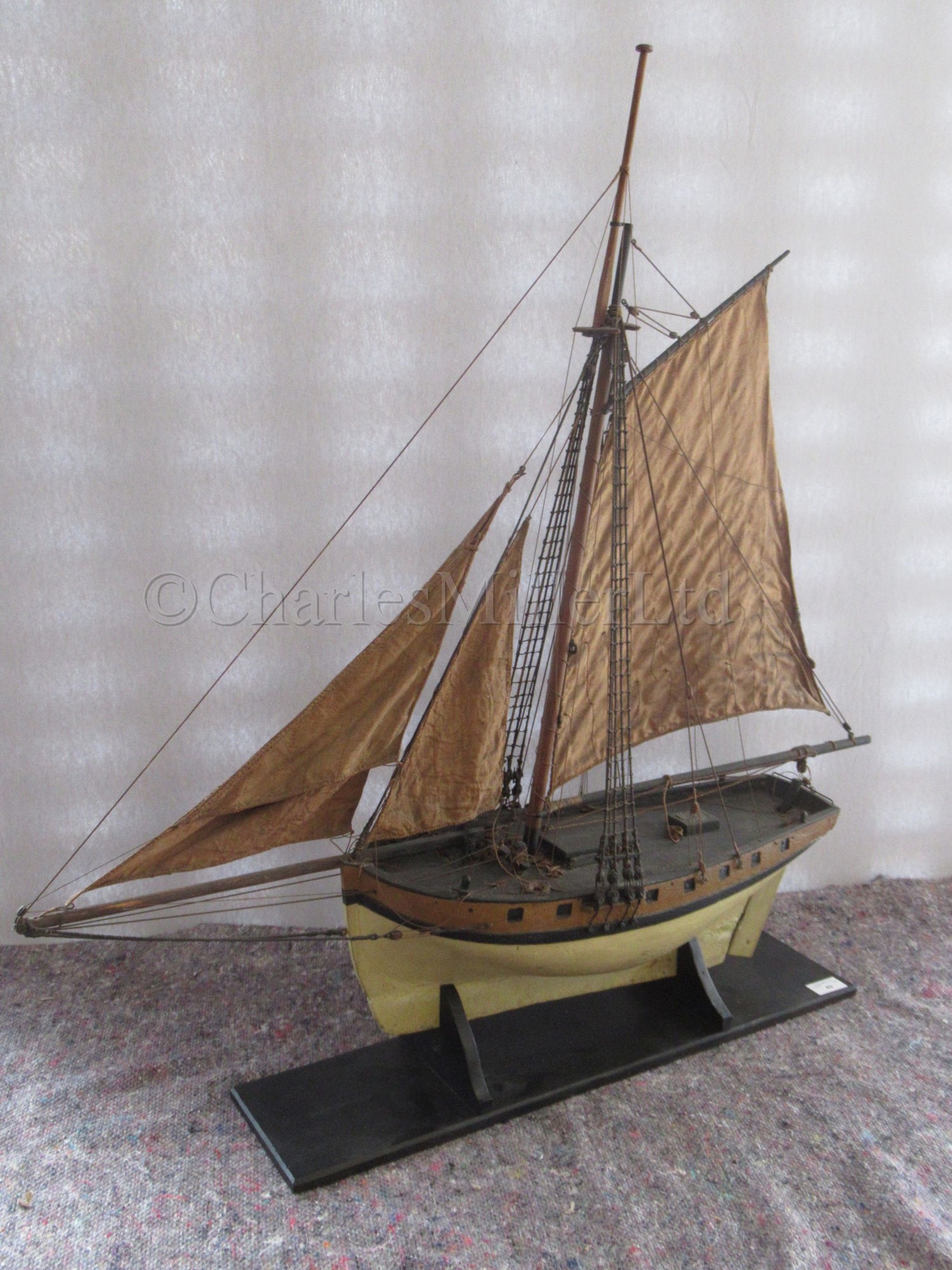 Lot 49 - AN ATTRACTIVE LATE 18TH/EARLY 19TH CENTURY