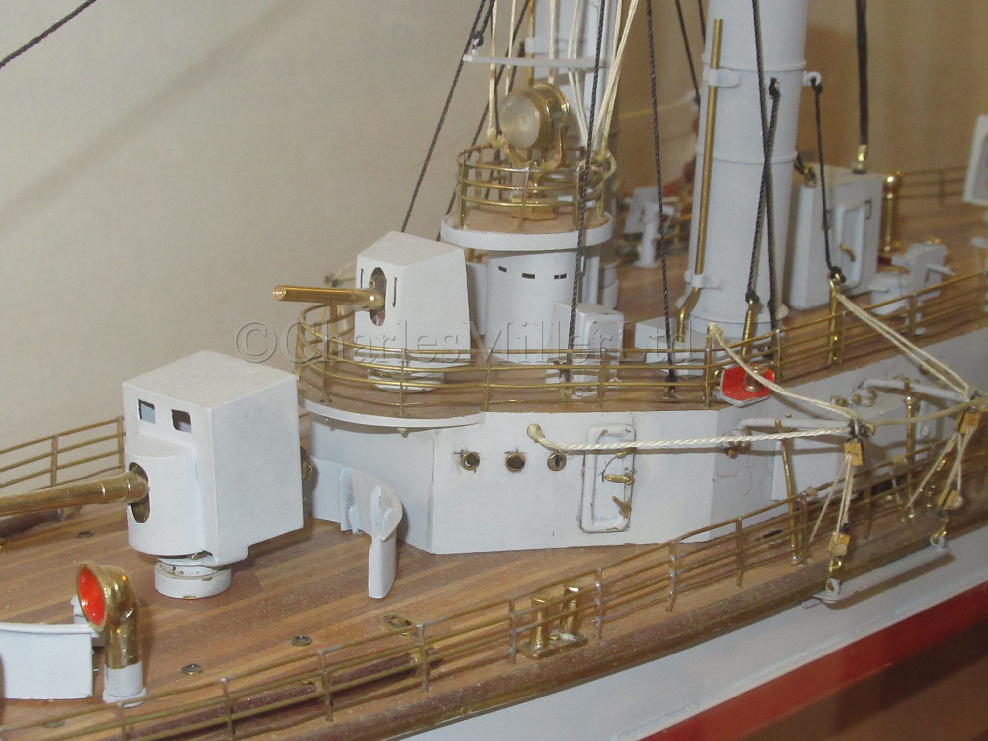Lot 111 - A 1:100 SCALE BUILDER'S STYLE MODEL OF