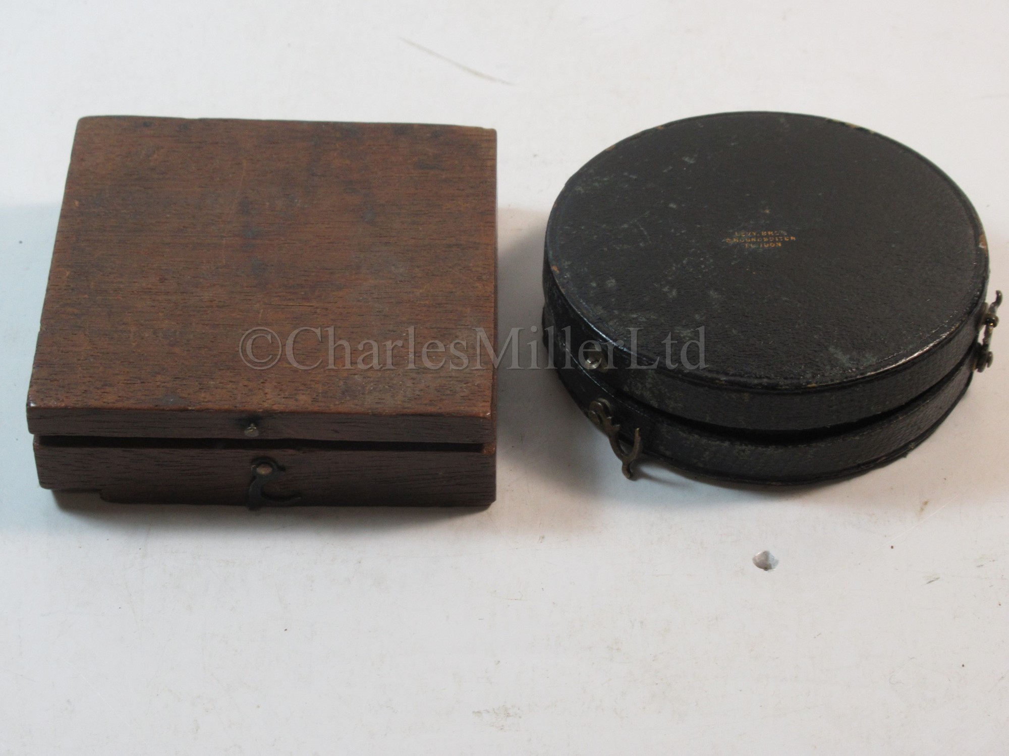 Lot 246 - A POCKET COMPASS BY LEVY BROTHERS, LONDON,