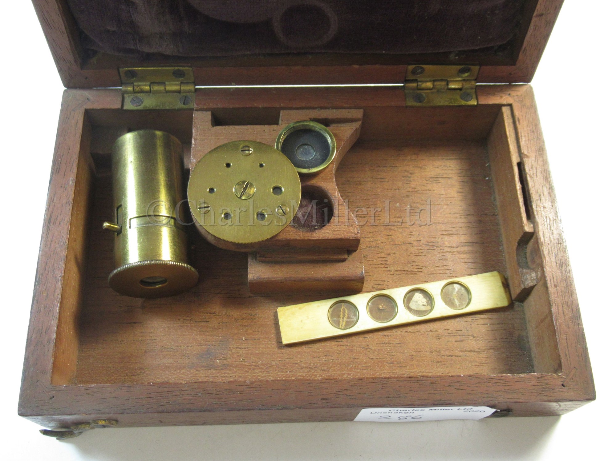 Lot 286 - A BOTANIST'S MONOCULAR MICROSCOPE, CIRCA