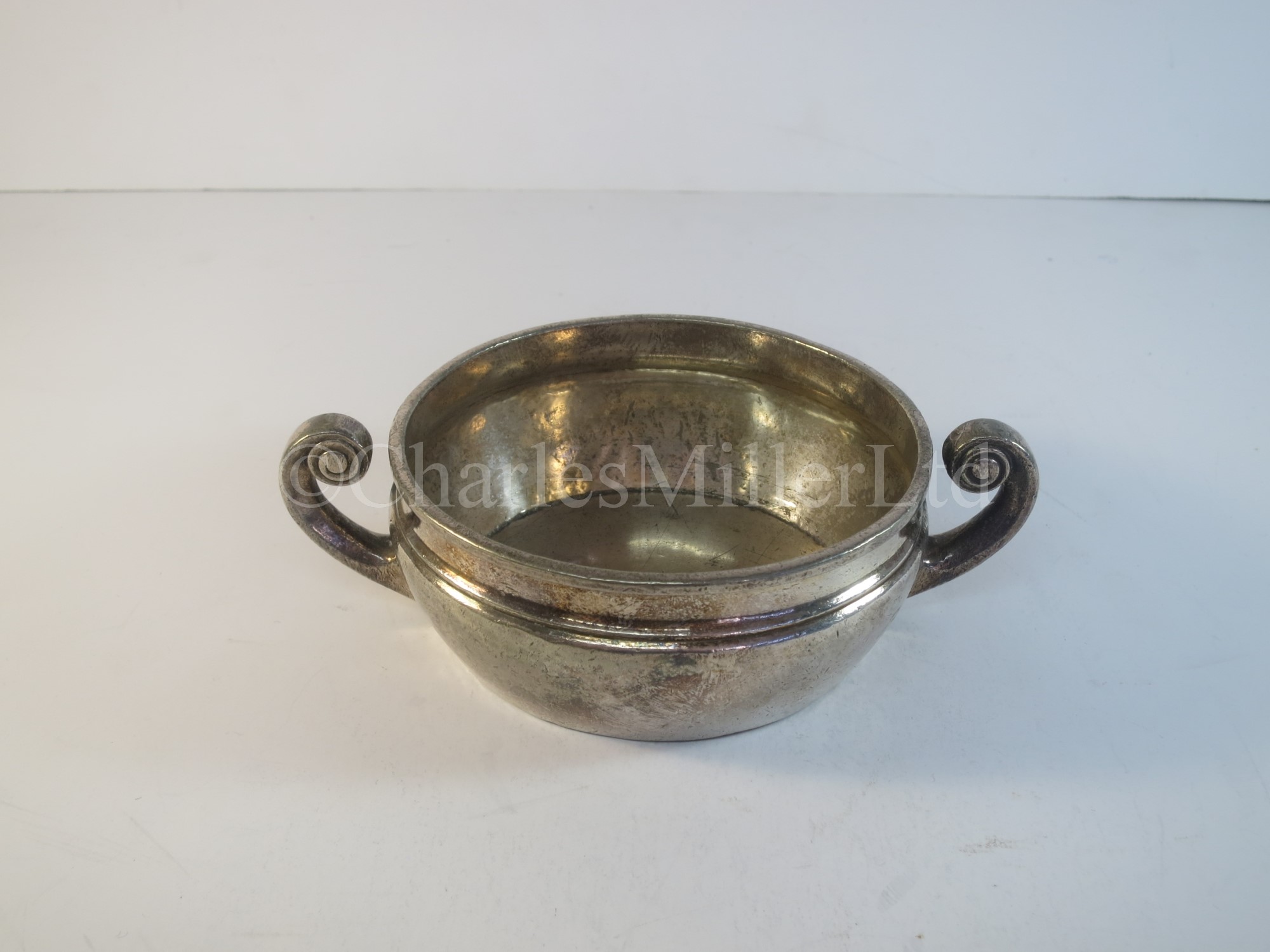 Lot 120 - A United American Line plated two-handled