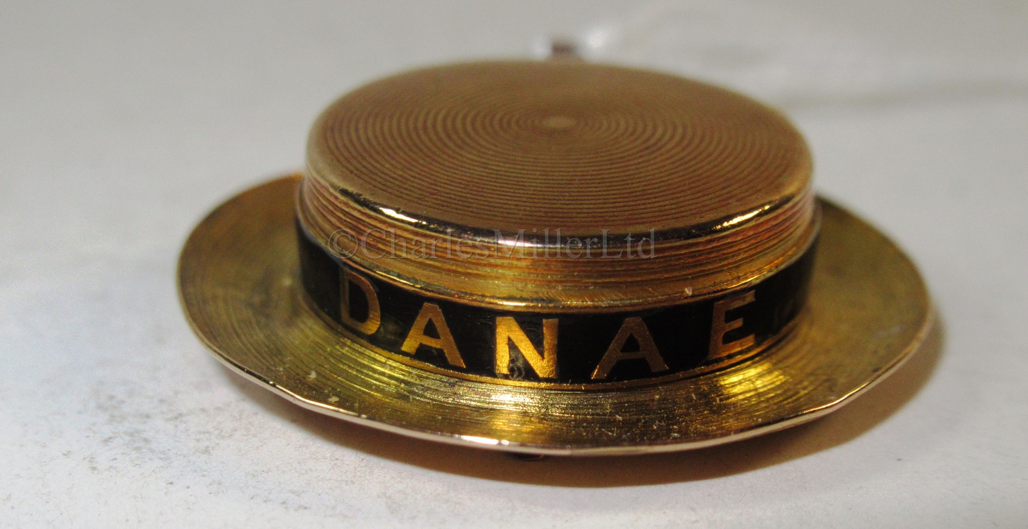 Lot 173 - OF NELSON/HARDY INTEREST; A GOLD AND ENAMEL