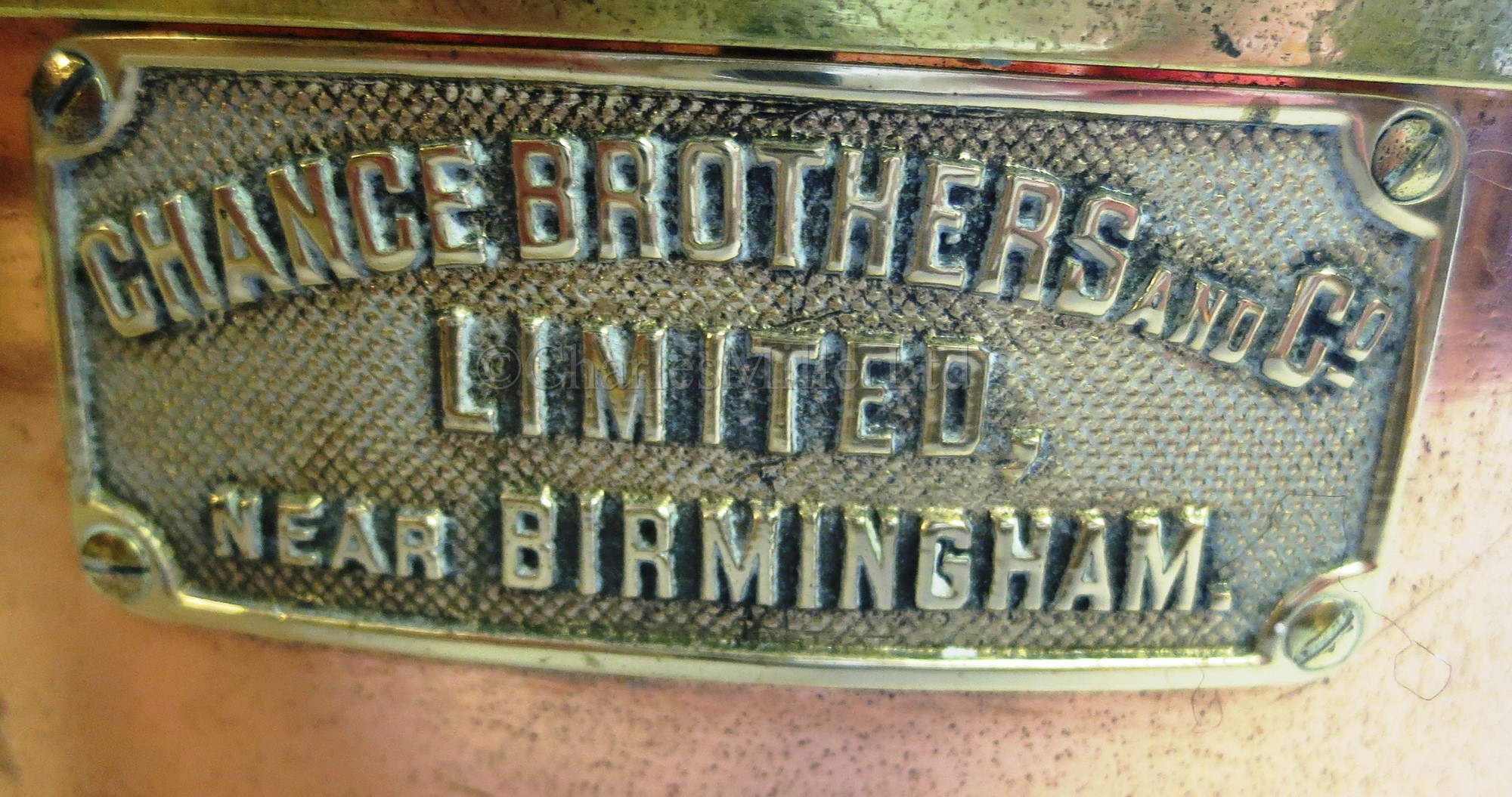 Lot 21 - A RARE NAVIGATION LAMP BY CHANCE BROTHERS