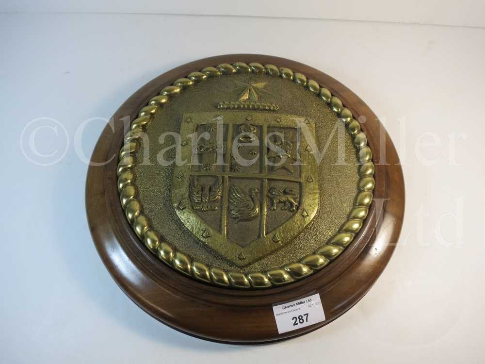 Lot 287 - AN UNOFFICIAL PATTERN GUN TAMPION FROM THE