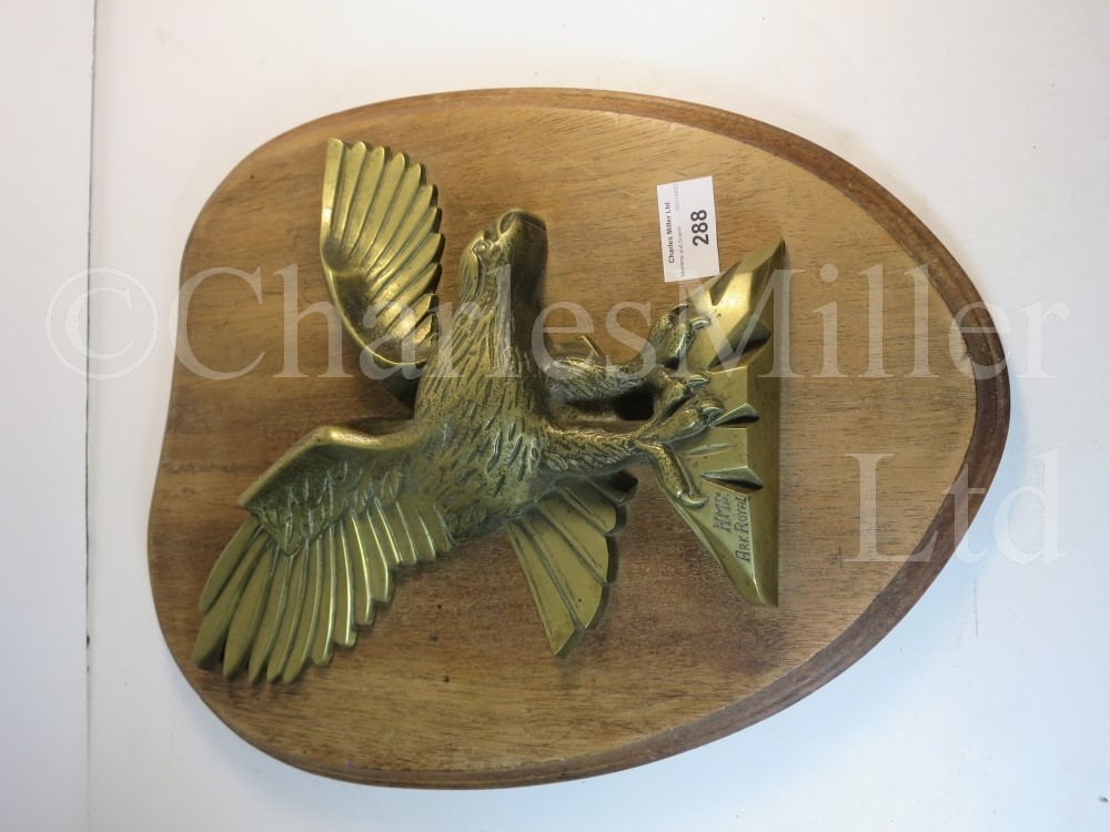 Lot 288 - AN UNOFFICIAL PATTERN GUN TAMPION FROM THE