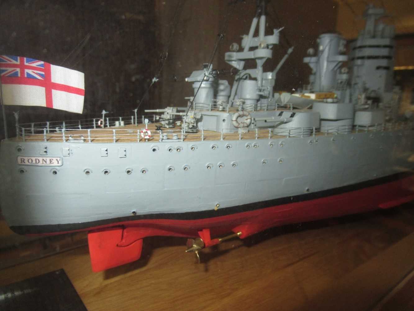 Lot 287 - A 1:96 SCALE BUILT MODEL OF H.M.S. RODNEY,
