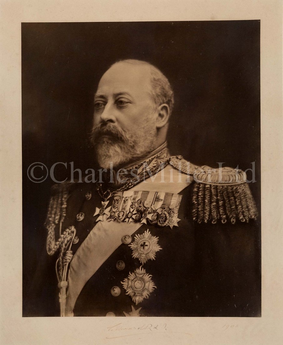 Lot 57 - ROYAL PRESENTATION PORTRAIT OF KING EDWARD