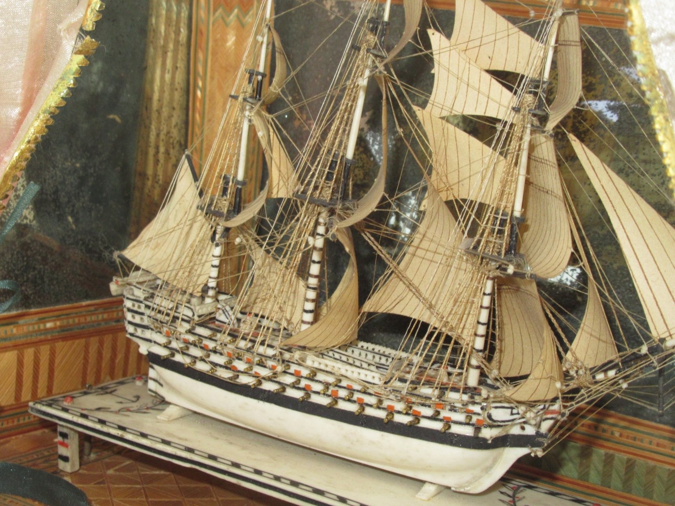 Lot 136 - A FINE AND HIGHLY ORIGINAL FULLY RIGGED