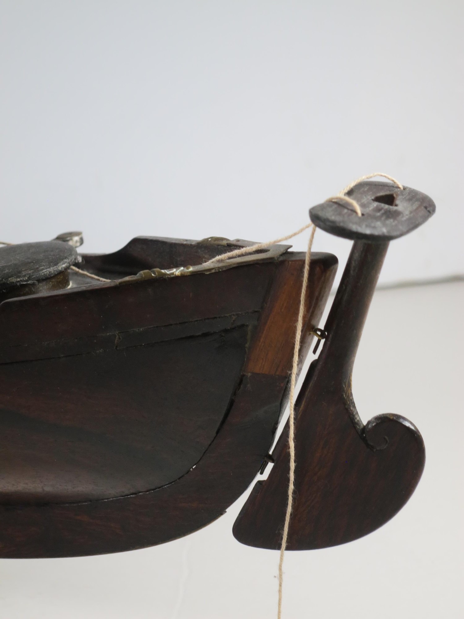 Lot 18 - AN ATTRACTIVE MODEL OF A LUG RIGGED,