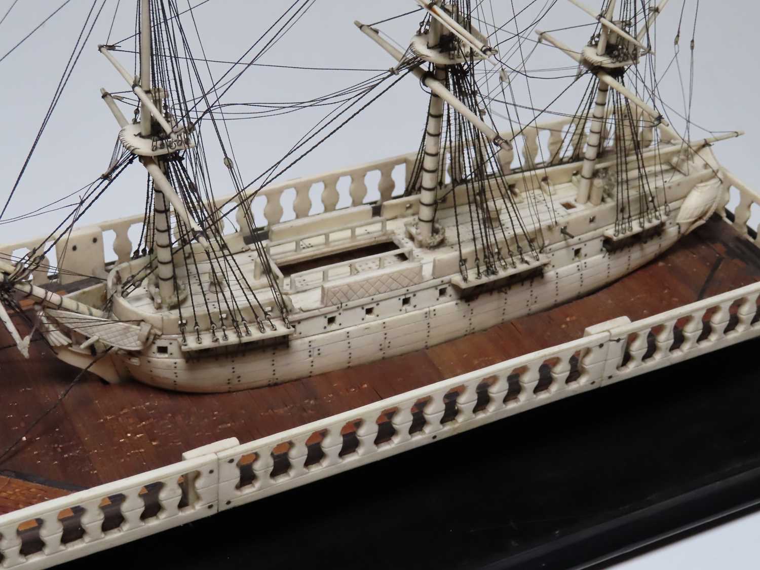 Lot 178 - A NAPOLEONIC FRENCH PRISONER-OF-WAR BONE