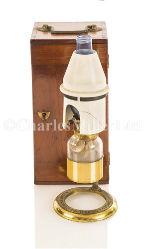 Lot 266 - A MICROSCOPE OIL LAMP BY WATSON & SON,
