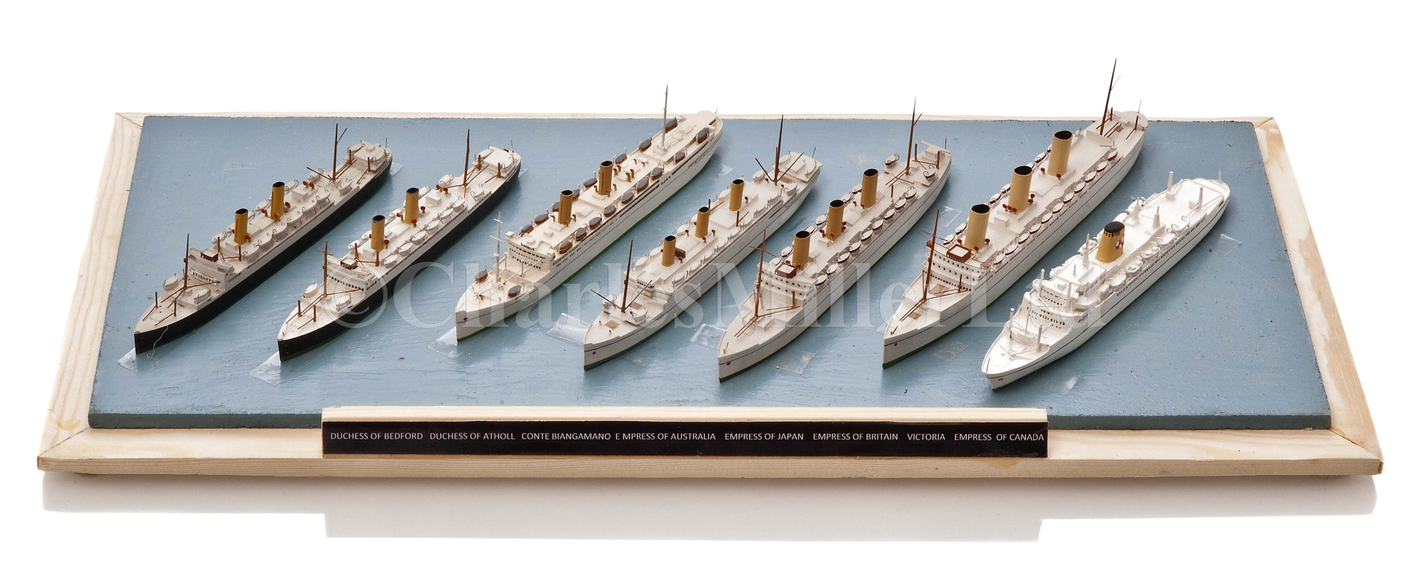 Lot 321 - A QUANTITY OF 1:1250 SCALE WATERLINE MODELS